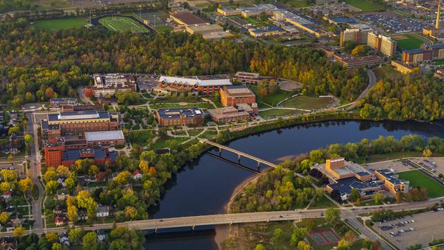 2025 UW-Eau Claire Foundation Calendar Survey | University of Wisconsin ...